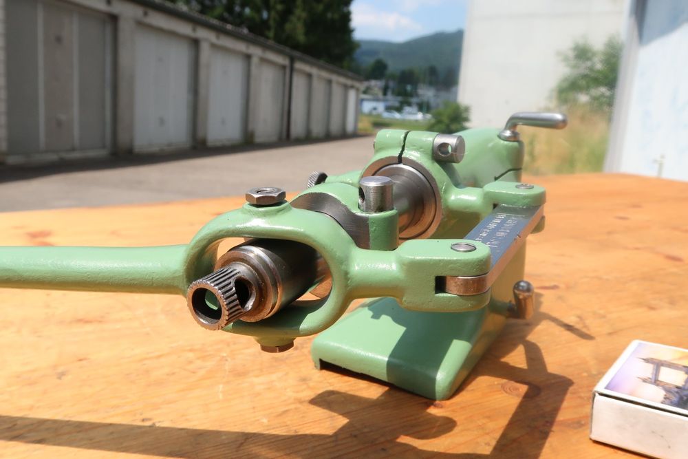 Schaublin 70 Bohrreitstock , mit Schaublin Spannzange W12 (Gebraucht) in Biel/Bienne für CHF 429 ...