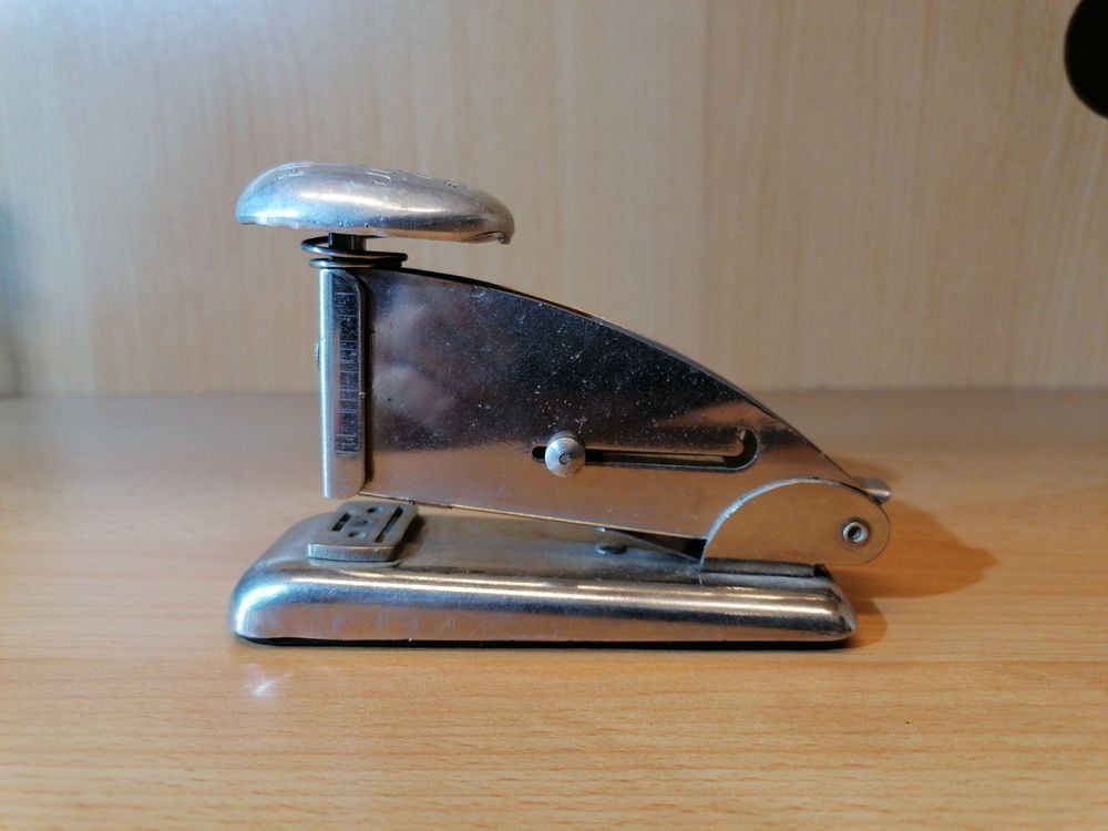 Rexel Vintage Tacker (22) (Gebraucht) in Aarau für CHF 35 – mit ...