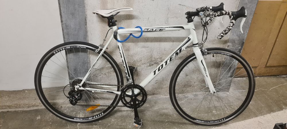 Totem Rennvelo - Race Road Bike White Shimano | Kaufen auf Ricardo