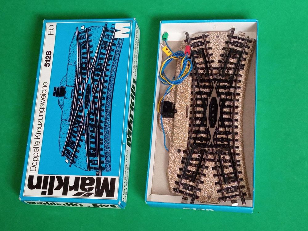 Märklin El. Kreuzungsweiche 5128 (Neu (gemäss Beschreibung)) in ...
