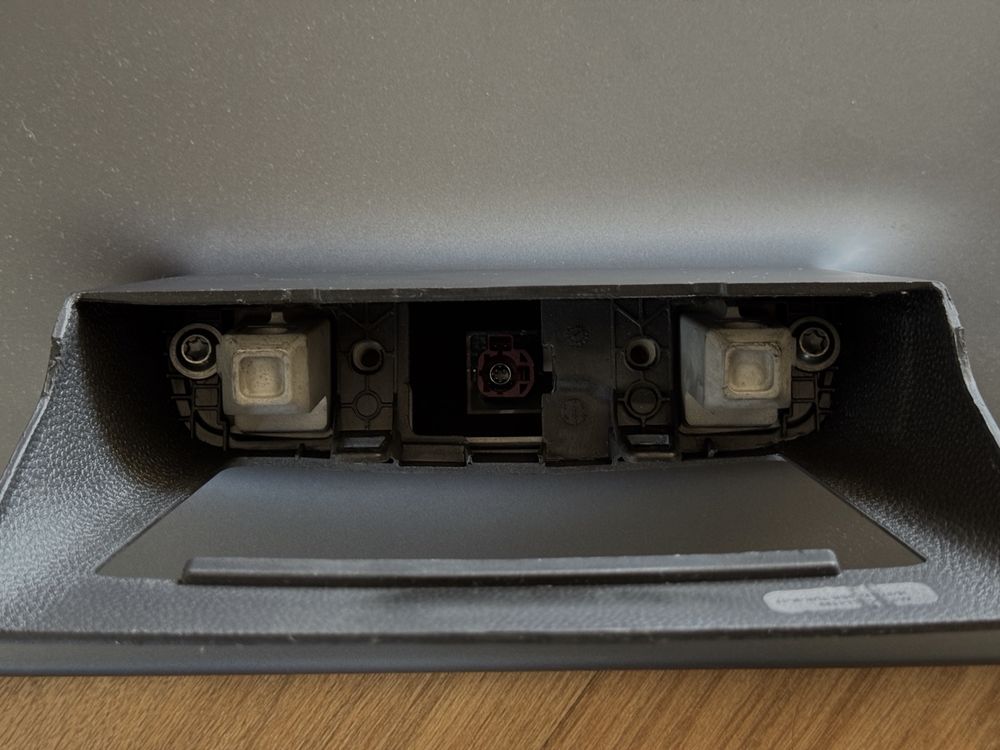 Tesla Model 3 Screen Display Touchscreen OEM 1089543-00-J (Gebraucht ...