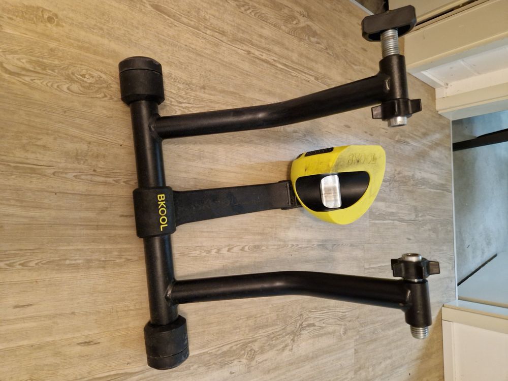 Bkool Smart Pro 2 Rollentrainer Indoor Cycling | Kaufen auf Ricardo