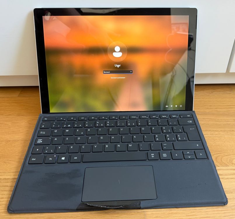 Surface Pro i5 2.6GHz/8GB/256GB (Gebraucht) in Tann für CHF 70 – nur ...