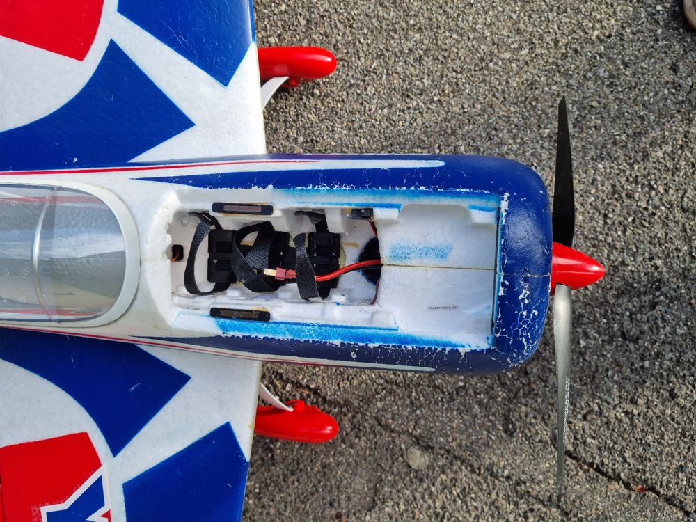 Eflite YAK 54 CARBON-Z Motorflugzeug (Gebraucht) in Zürich für CHF 56 ...