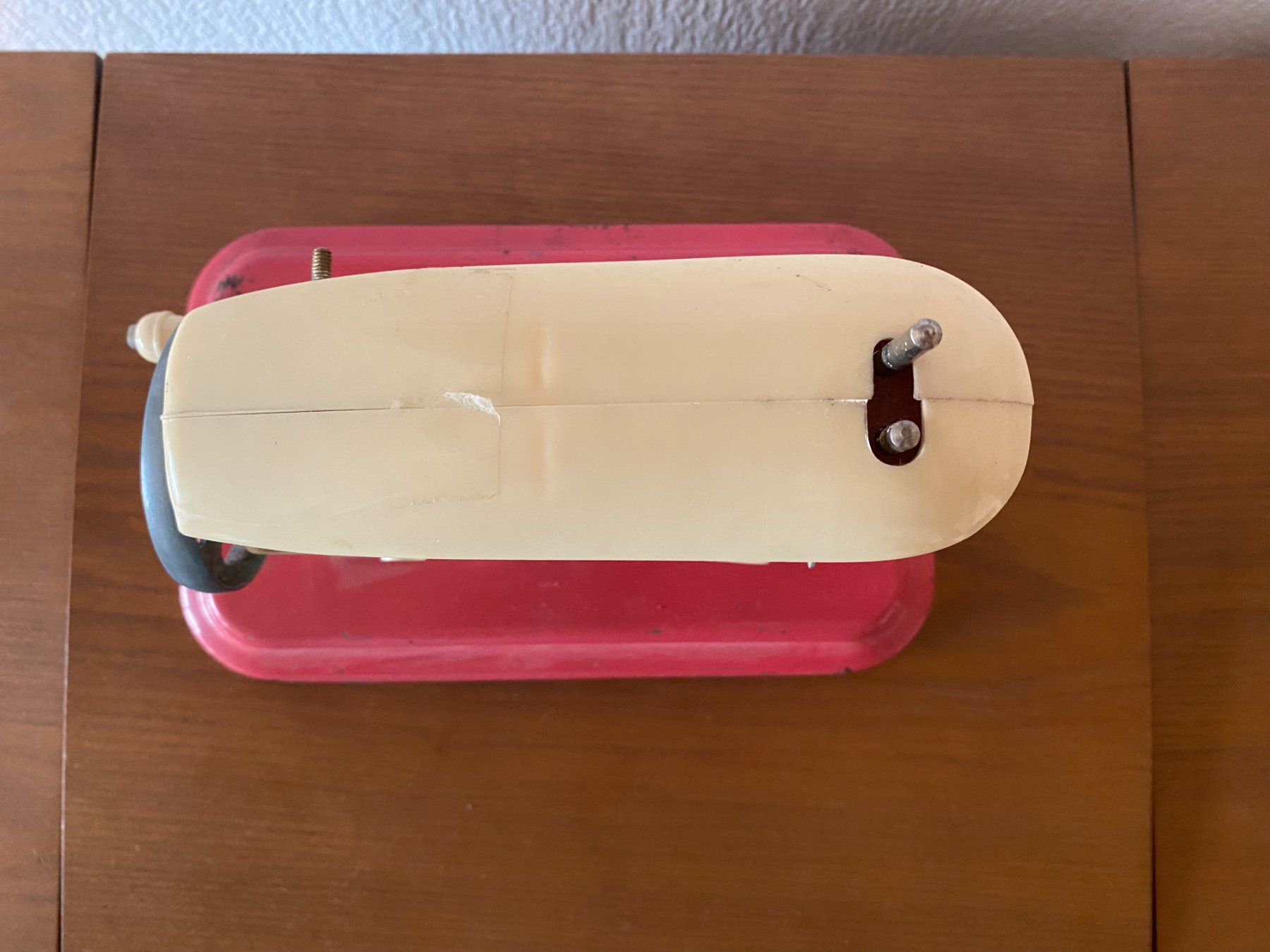 Machine à coudre vintage pour enfant 1960, rouge et crème (D'occasion ...