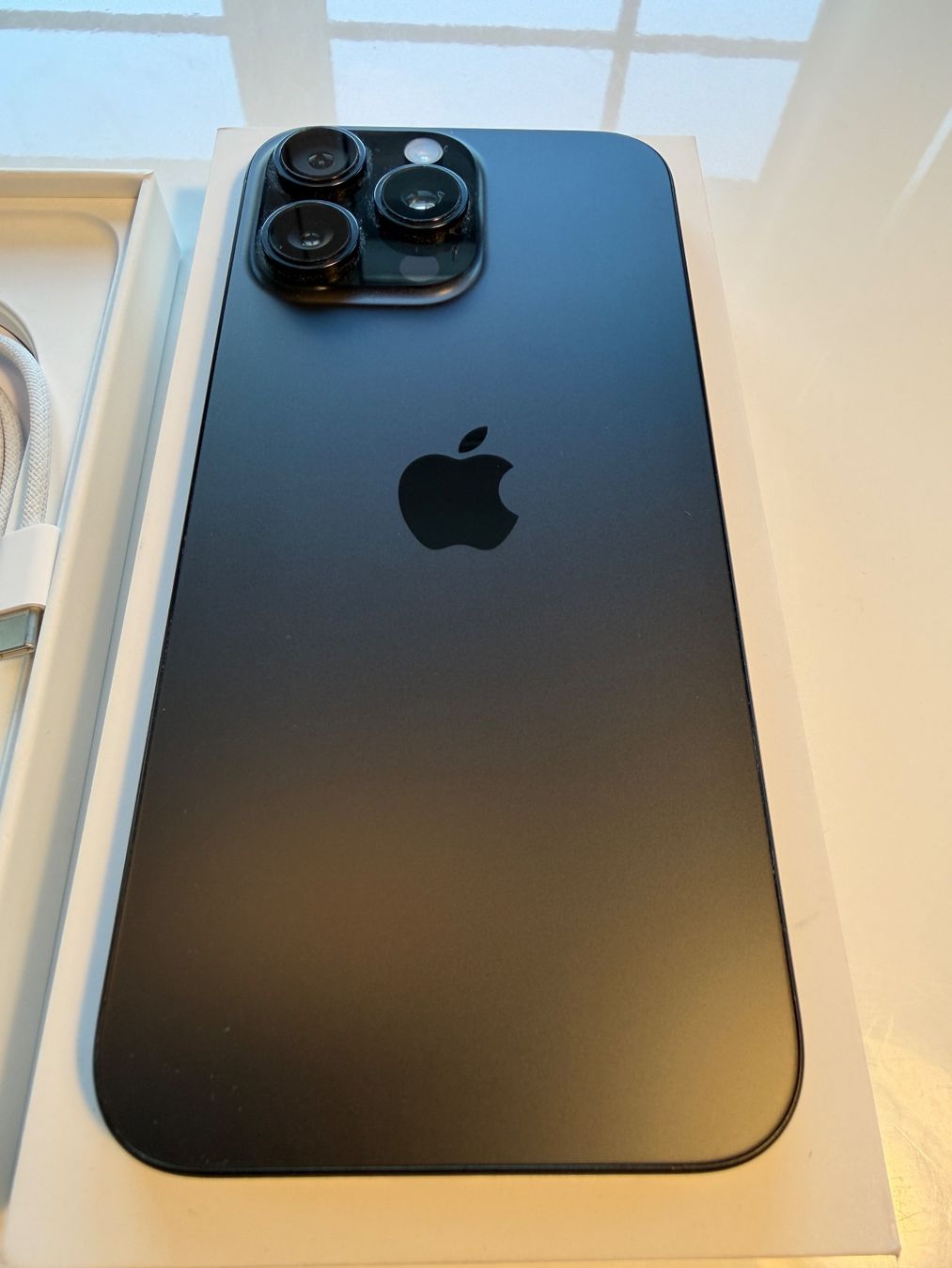 iPhone 16 ProMax, 1TB, Apple Garantie November 2026, Black (Gebraucht ...