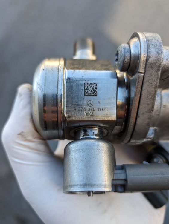 Hochdruckpumpe A2780701101 + Gehäuse A2760701030 | Kaufen auf Ricardo