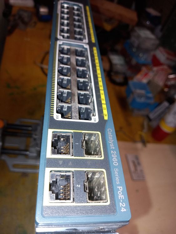 Cisco Catalyst 2960 Series PoE-24 Switch (Gebraucht) in Reinach BL für ...