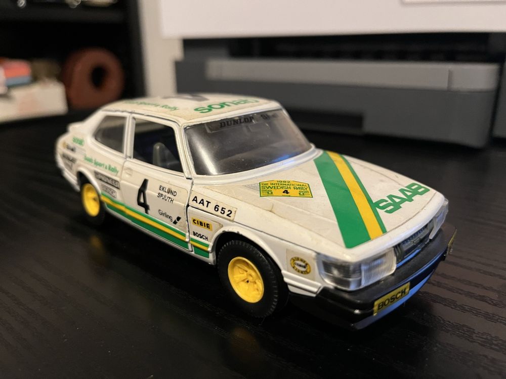 Saab 800 Turbo. 1:24 Bburago (Gebraucht) in Rümlang für CHF 20 – mit ...