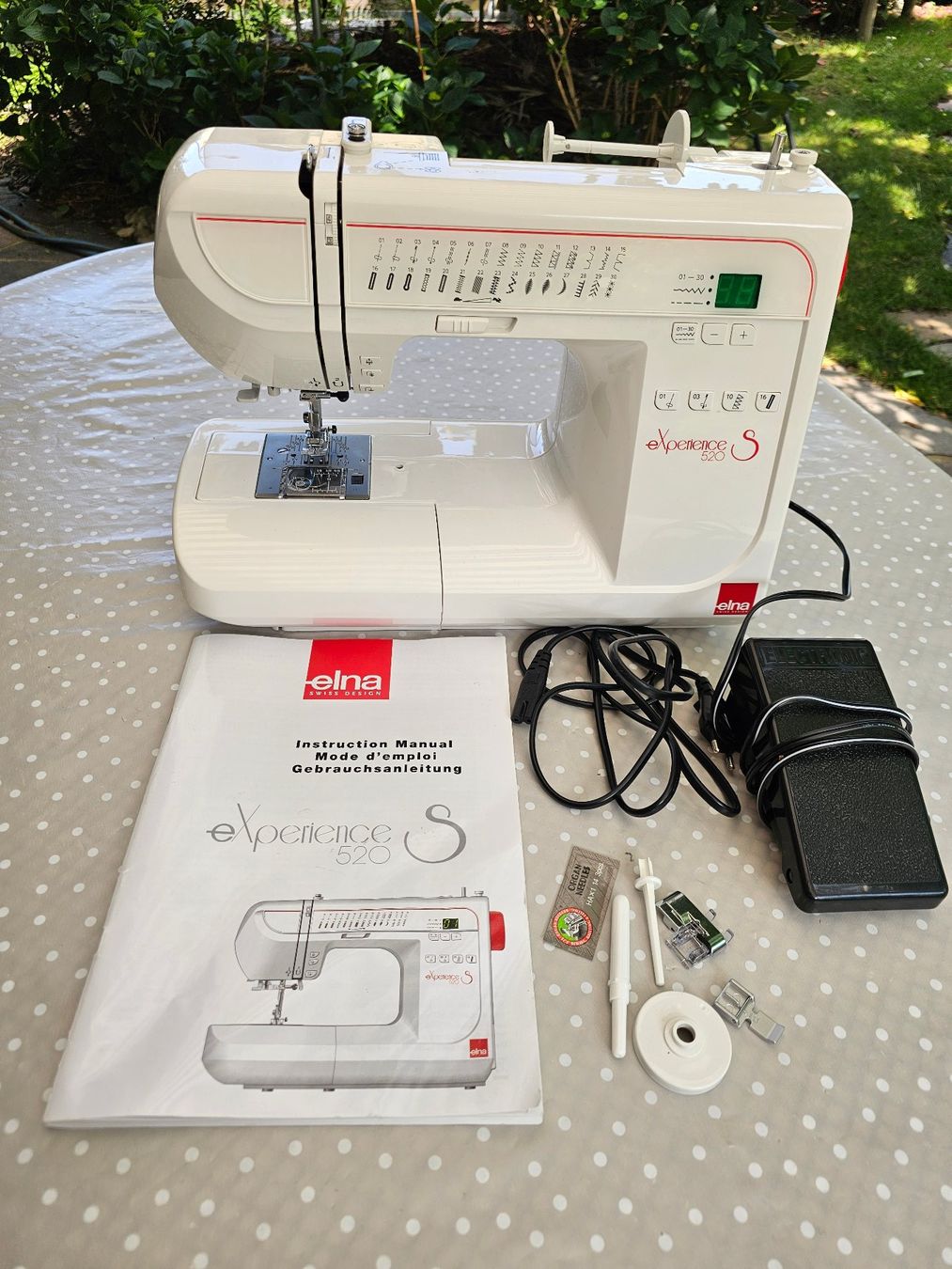 Nähmaschine Elna Experience 520s mit Grantie bis März 2027 (Neu (gemäss ...