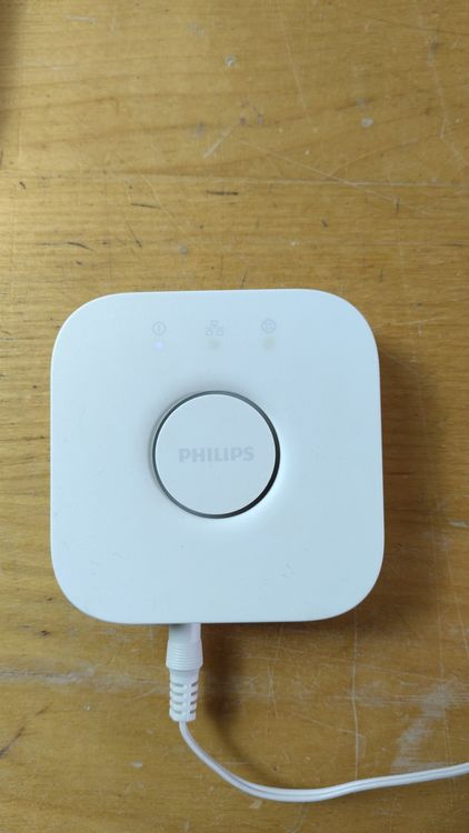 Philips HUE Bridge V2 (Gebraucht) in Embrach für CHF 15 – mit Lieferung ...