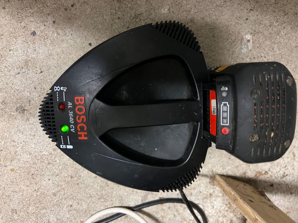 Tendeuse électrique sans fil, marque Bosch, batterie lithium (Gebraucht ...