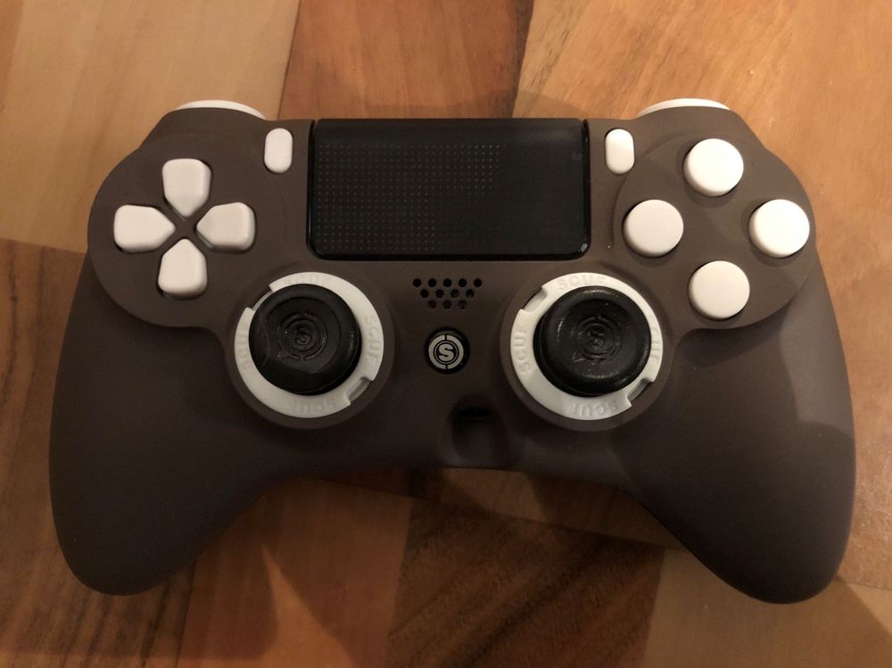 Custom Scuf Controller ab 1.- | Kaufen auf Ricardo