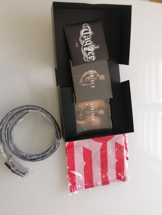Kontra K Fanbox Erde Knochen (Neu (gemäss Beschreibung)) in Biel/Bienne ...