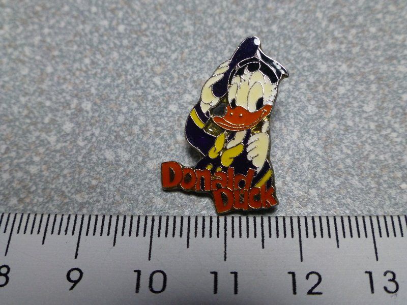 PIN PINS COMIC ZEICHENTRICK WALT DISNEY (Gebraucht) in Gränichen für ...