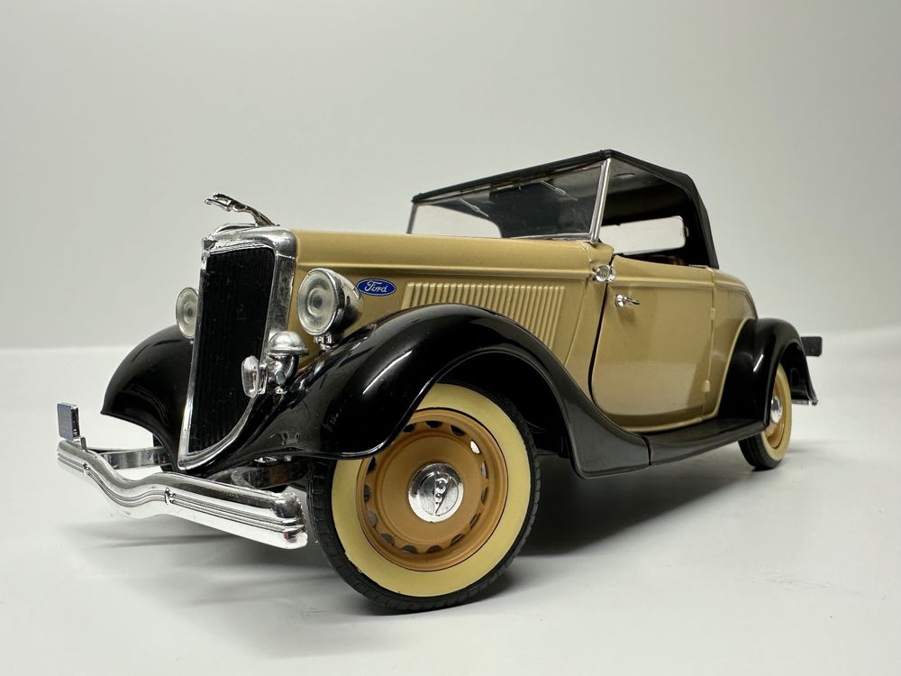 1936 Ford V8 1:18, beige-schwarz, Hotrod, Solido (Gebraucht) in Strengelbach für CHF 26 – mit ...