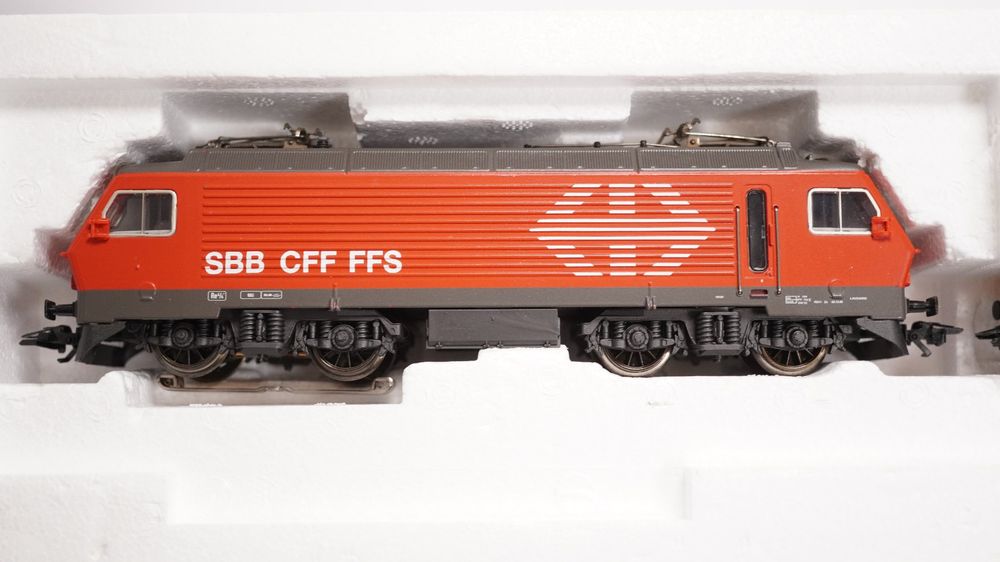 2ø Märklin 2974 Startset SBB Re 4/4 mit drei Güterwagen (Gebraucht) in ...