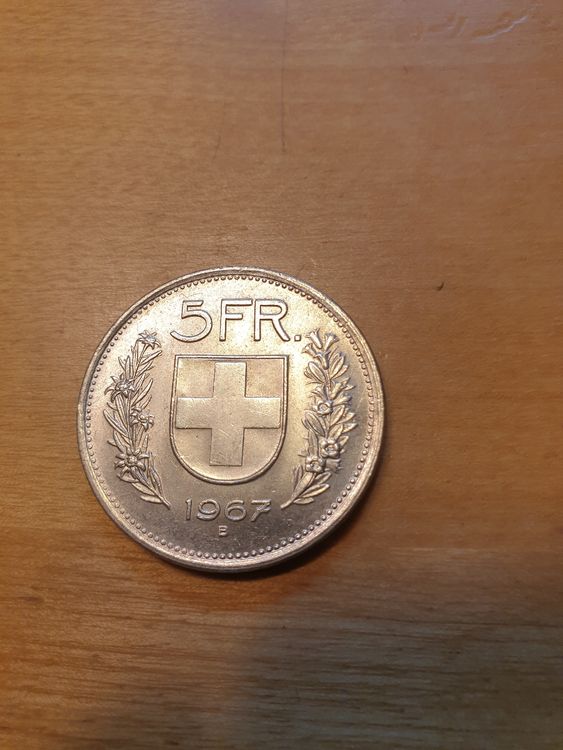 5.- von 1967, vz bis unzirkuliert (Neu (gemäss Beschreibung)) in Würenlos für CHF 10 – mit ...