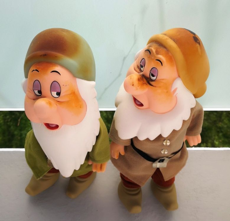 Zwei Zwerge von Simba Disney Princess, schön als Gartendeko. (Gebraucht ...