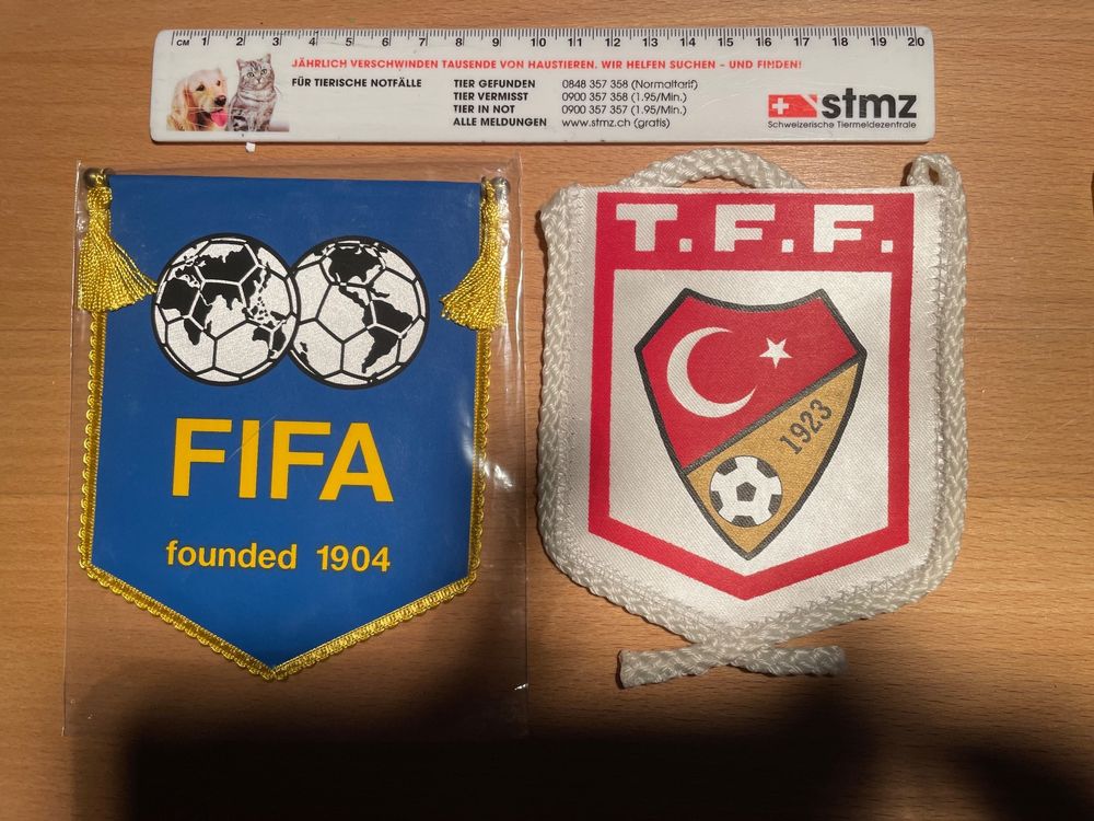Zwei Wimpel FIFA und T.F.F. Türkisch Football Federation (Gebraucht) in ...
