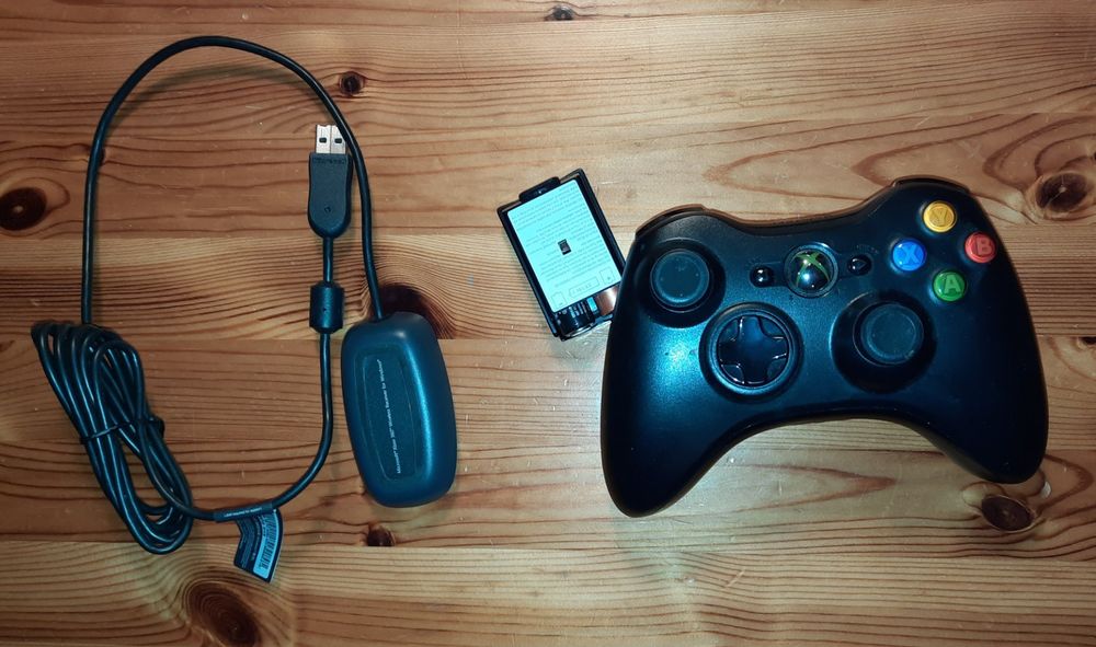 XBOX 365 Wireless Controller inkl Wireless Receiver (Gebraucht) in ...