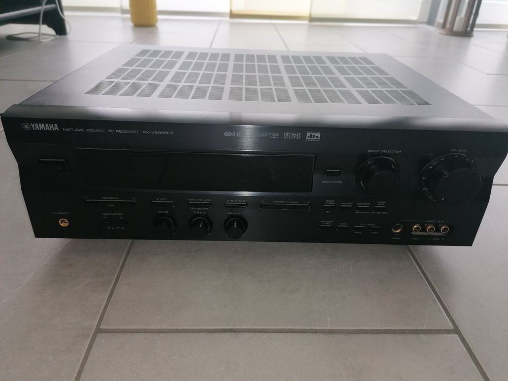 Yamaha Receiver RX-V 596 RDS 5.1 - 250 Watt - schwarz (Gebraucht) in ...
