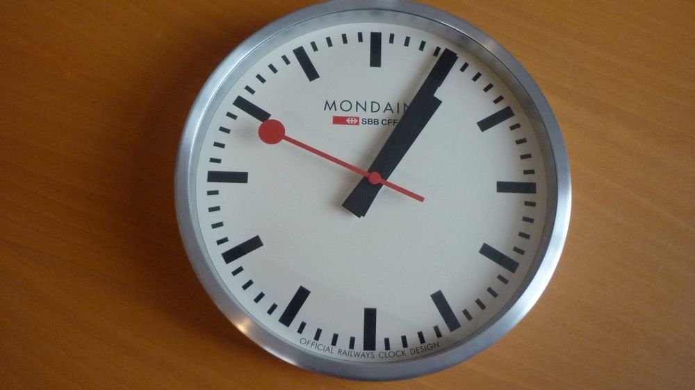 MONDAINE SBB Bahnhofsuhr - Wanduhr (Neu (gemäss Beschreibung)) in ...