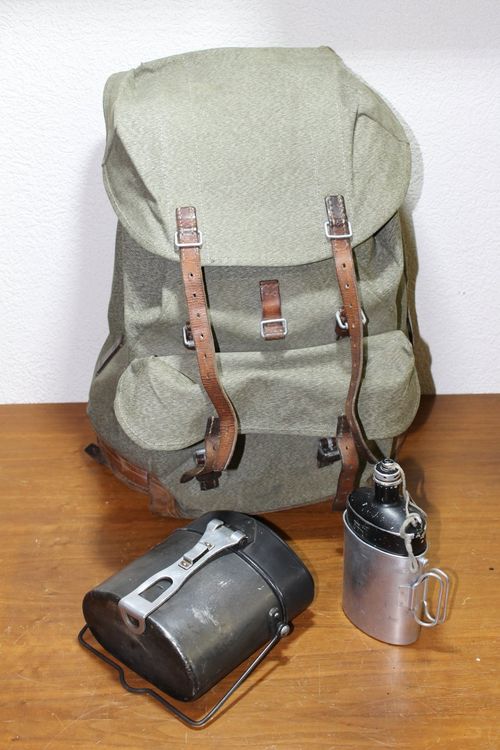 Rucksack Model 52 Salz + Pfeffer inkl. Gamelle + Feldflasche (Gebraucht ...
