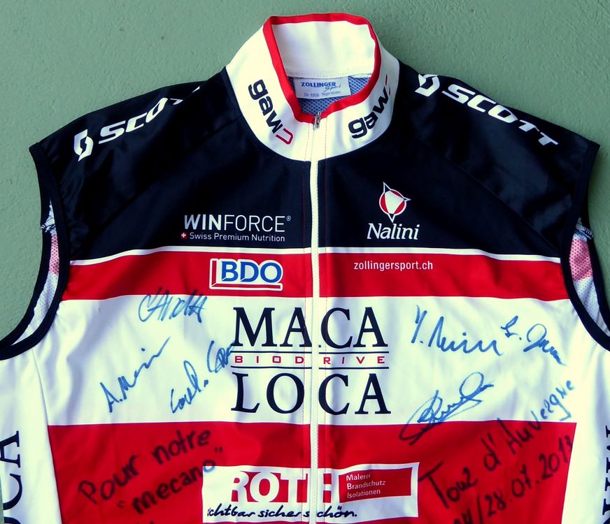 original Team MACA LOCA ROTH Velo Weste vom Team signiert (Gebraucht) in Basel für CHF 20 – mit ...