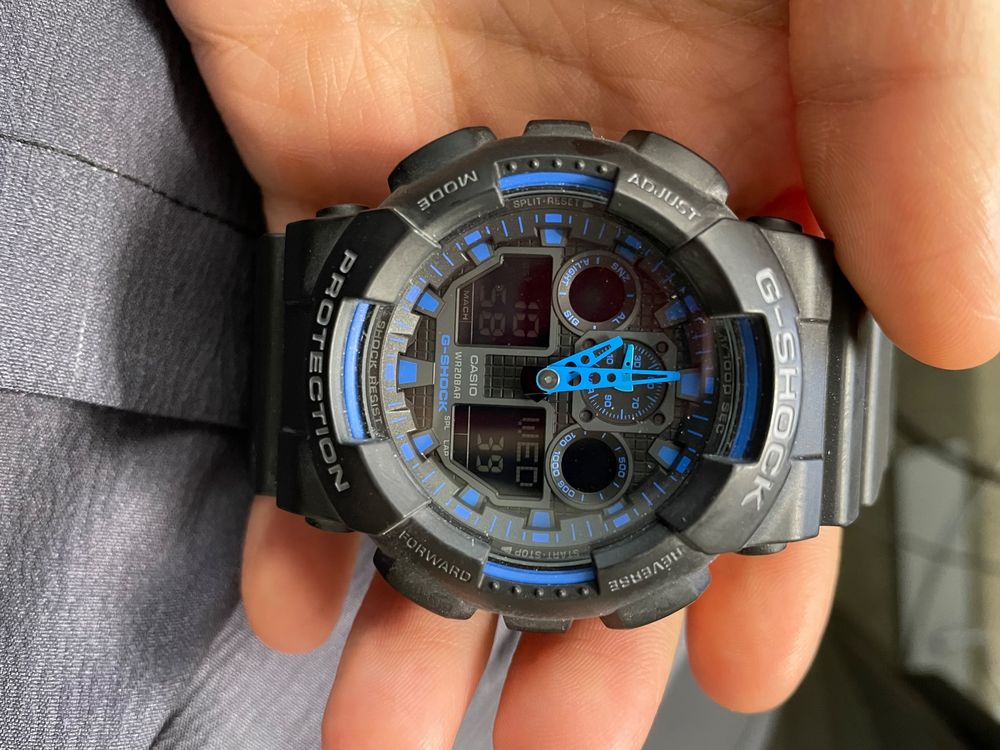 CASIO GA-100-1A2ER UHR G-SHOCK GA 100 1A2ER | Kaufen auf Ricardo