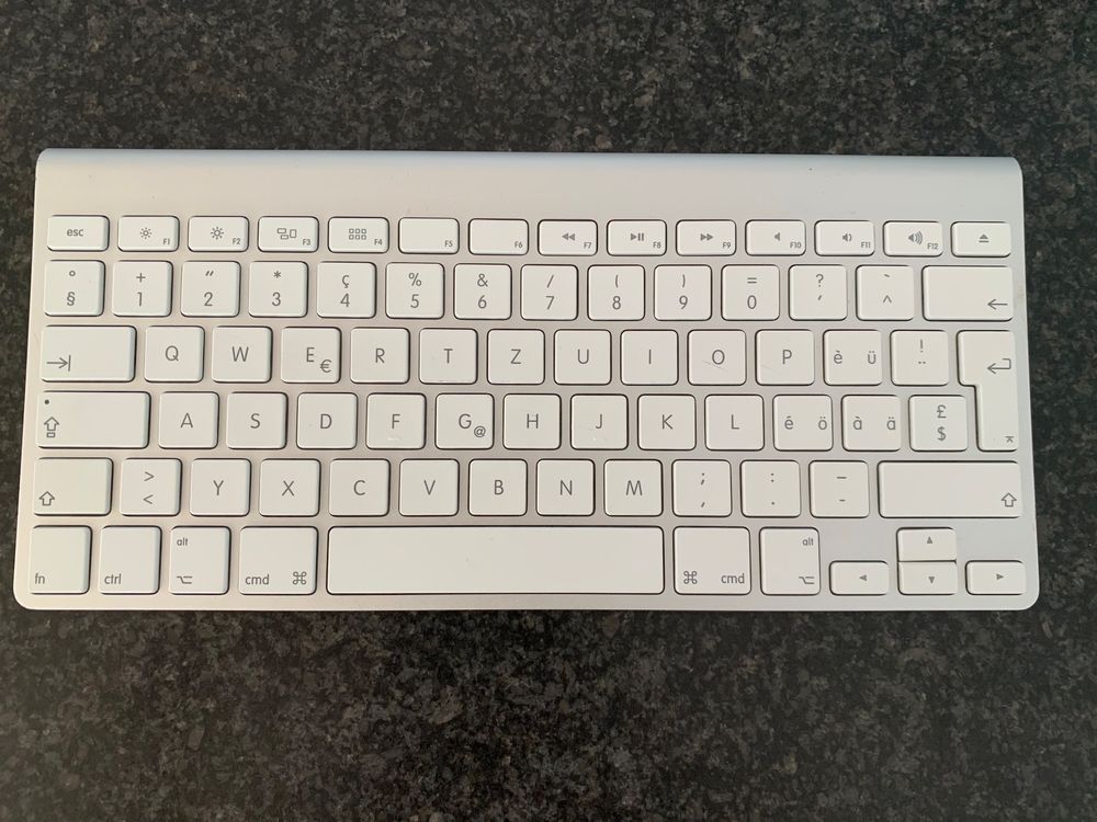 Apple Magic Keyboard Tastatur Deutsch A1314 (Gebraucht) in Oberhofen ...