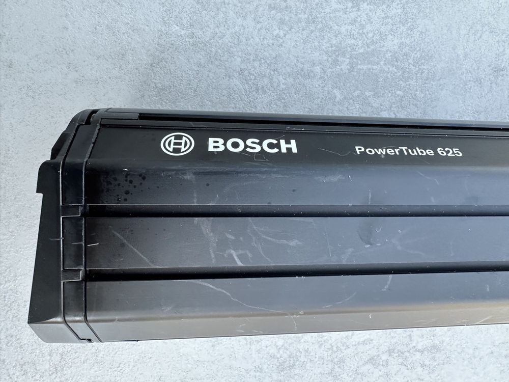 Bosch PowerTube 625 E-Bike Akku, vertikal (Defekt) in Basel für CHF 86 ...