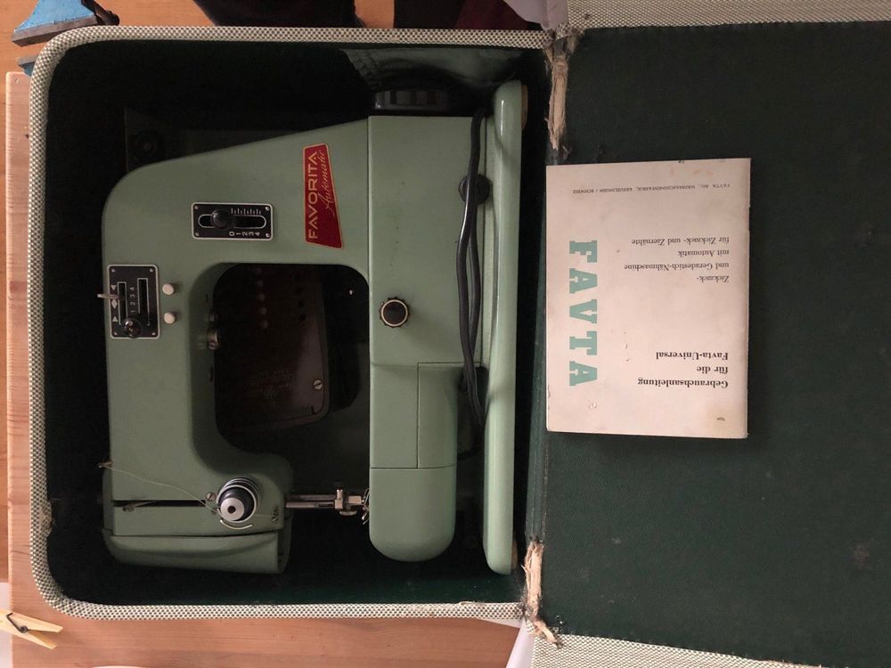 Favta-Universal Nähmaschine (Defekt) in für CHF 50 – mit Lieferung auf ...