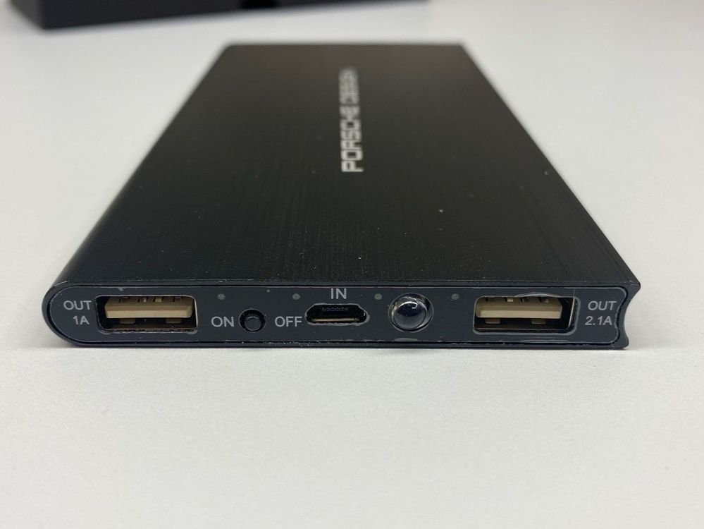PORSCHE DESIGN Powerbank 8'000 mAh (Neu und originalverpackt) in St ...