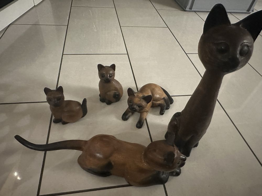 Holz Katzen Deko Figuren Set Katzen Holz Geschnitzt (Gebraucht) in ...