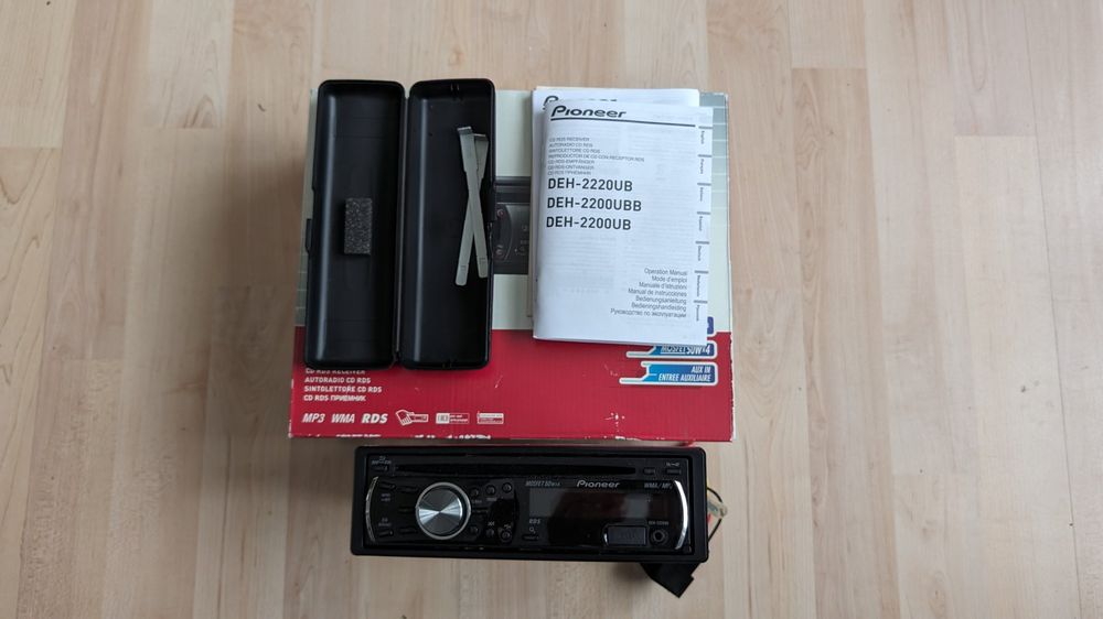 Autoradio/CD Pioneer DEH-2200UB | Kaufen auf Ricardo
