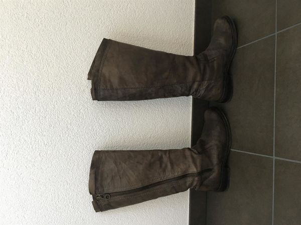 Stiefel ohne Futter, echtes Leder (Gebraucht) in Bourguillon für CHF 25 ...