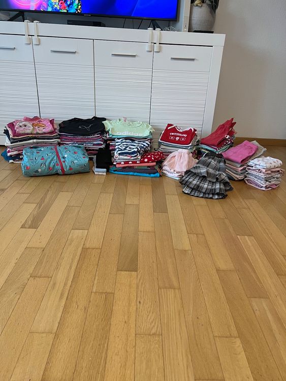 Risse Kleider packet gr 86-92 über 160 teile | Kaufen auf Ricardo