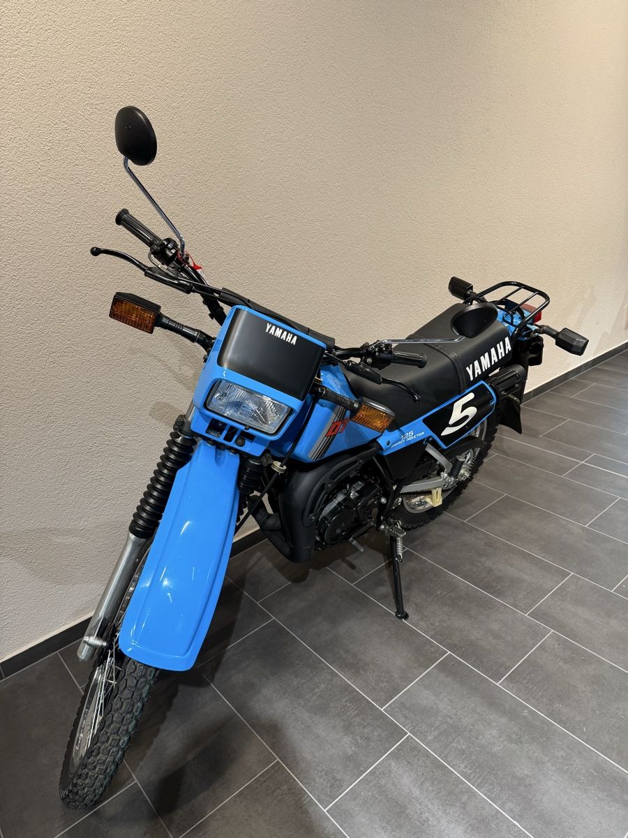 Fabelhafte Dt 125 Yamaha Ebenbildnull