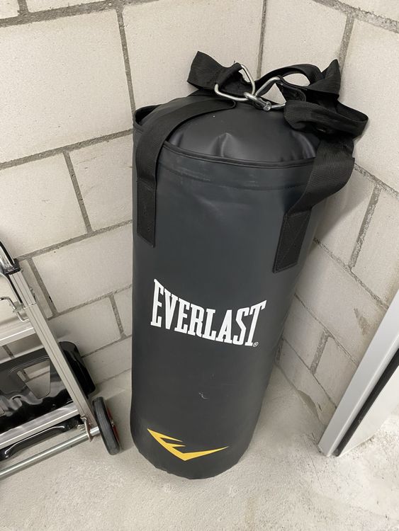 Boxsack Everlast Komplett Set (Gebraucht) in Frick für CHF 90 – nur ...