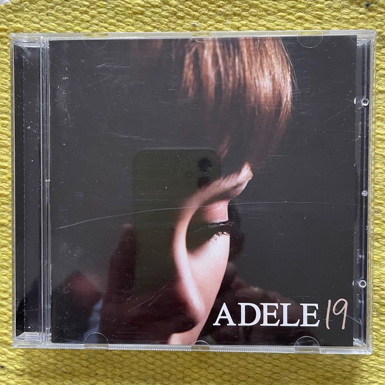 ADELE-ADELE 19 (Gebraucht) in Rorschacherberg für CHF 2.9 – mit Lieferung auf Ricardo kaufen