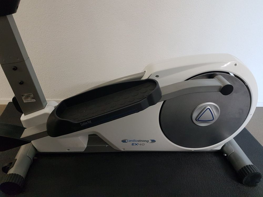 Crosstrainer CardioStrong EX40 inkl. Matte (Gebraucht) in Weinfelden ...