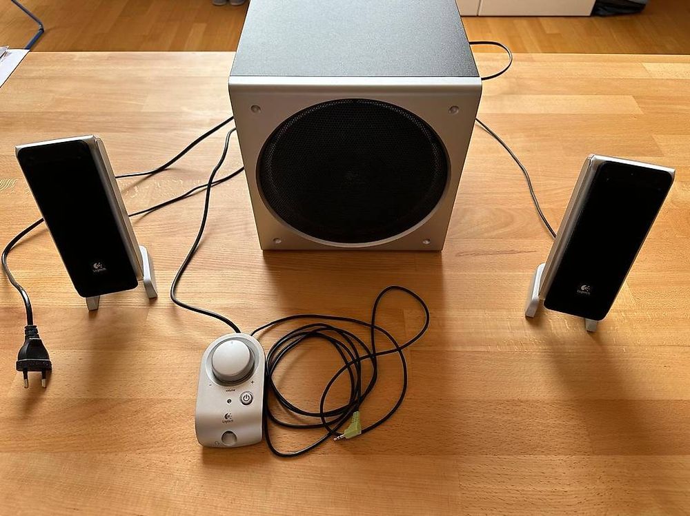 Logitech Z3 Soundsystem 2.1 mit Subwoofer (Neu (gemäss Beschreibung ...