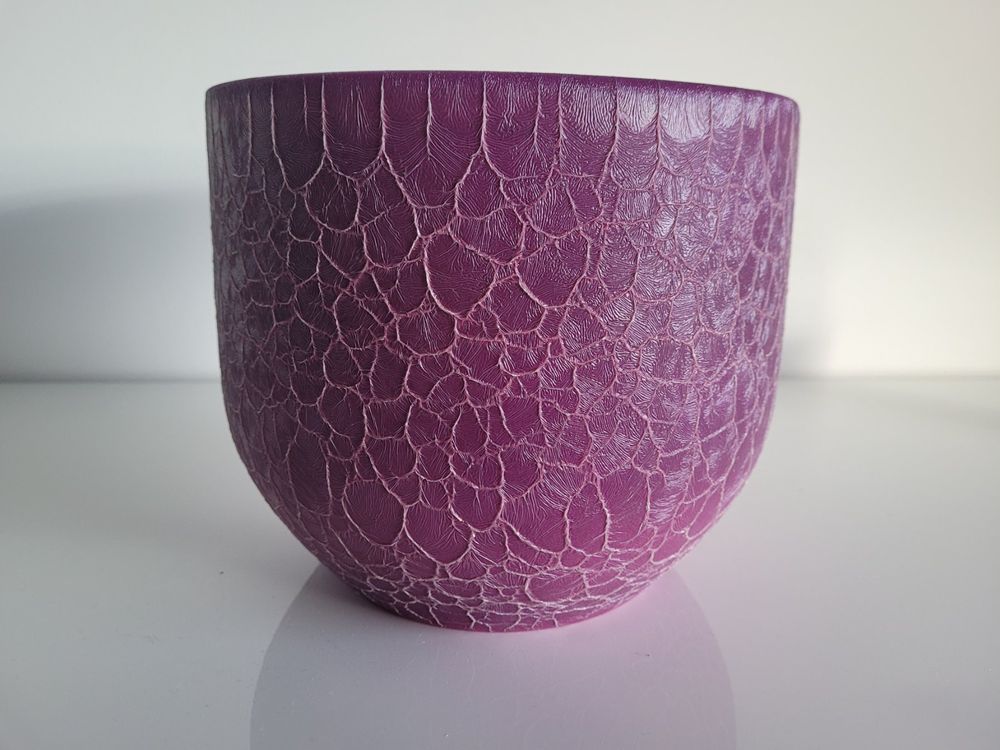 Pot de fleurs violet effet craquelé (16cm de haut) (Gebraucht) in St ...