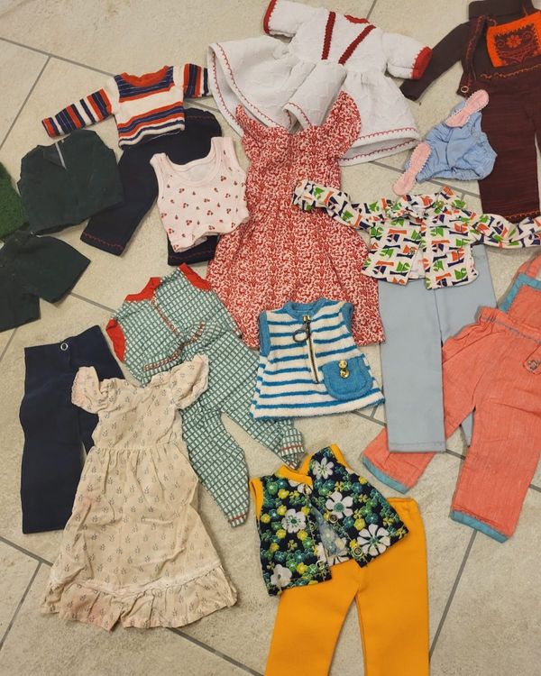 Set Sasha Puppen Kleider (Konfulut) (Gebraucht) in Stüsslingen für CHF ...