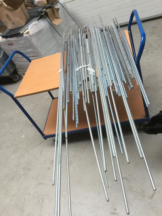 Posten div. Gewindestangen M8-M20 (Neu (gemäss Beschreibung)) in Siebnen für CHF 163 – mit ...