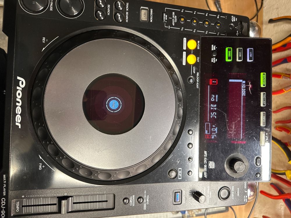 CDJ 900 mit Case (Gebraucht) in Zürich für CHF 449 – nur Abholung auf ...