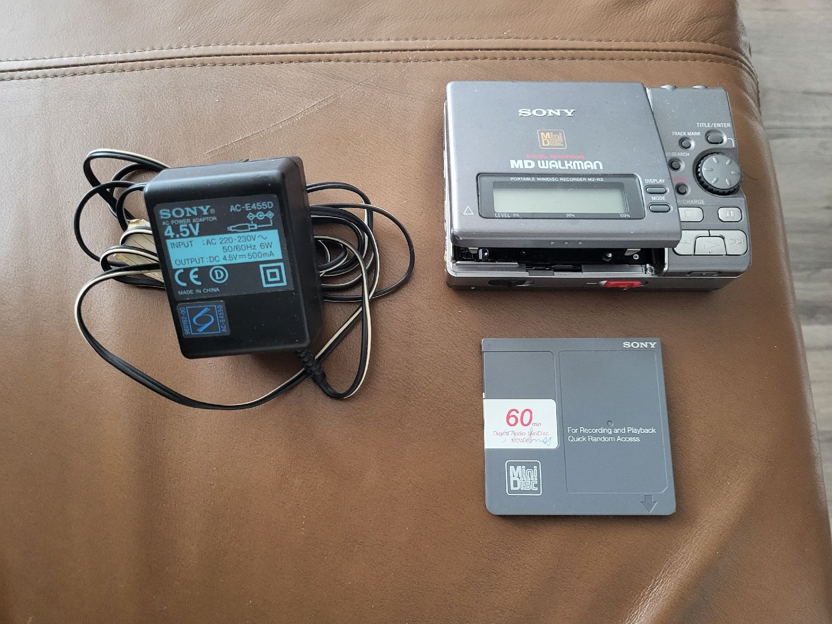 Sony MZ-R3 Minidisc-Recorder mit Netzteil (Gebraucht) in Schaffhausen ...