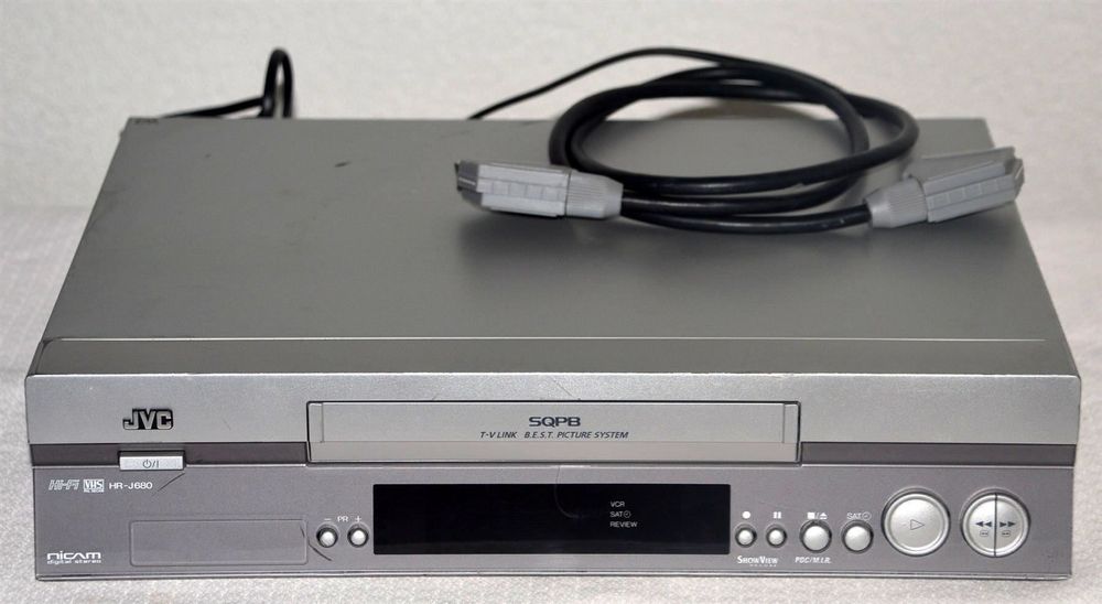 Videorecorder VHS JVC HR-J680MS magnétoscope (Gebraucht) in Collonges ...