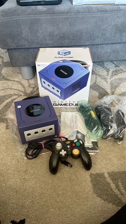 Nintendo GameCube Indigo + Manette MAD Catz + Câbles (Neu (gemäss ...